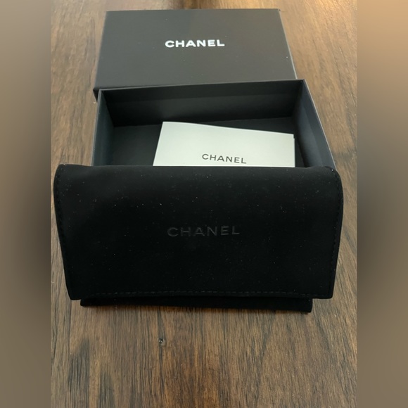 CHANEL | Bags | Brand New Chanel 22k Card Holder In Light Pink | Poshmark